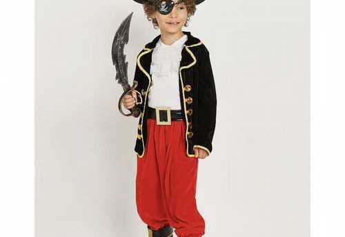 Новогодний костюм пирата