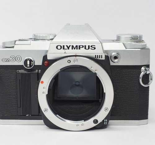 Пленочный фотоаппарат Olympus OM 30 зеркальный