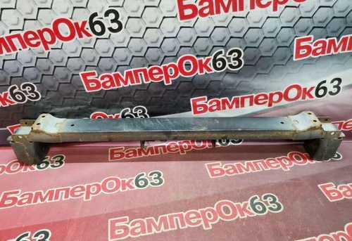 Усилитель бампера Honda Accord