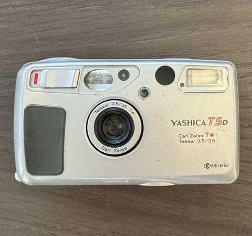 Yashica t5d