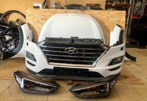 Hyundai Tucson 3 Ноускат Передняя часть авто