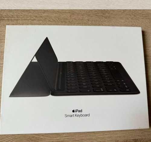 iPad SMART keyboard