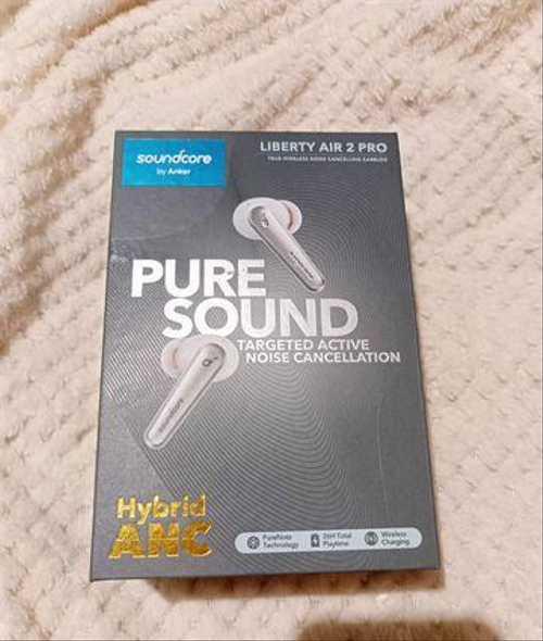 Коробка от Anker Soundcore Liberty Air 2 Pro