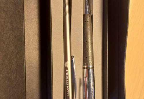 Ручка шариковая и механический карандаш
