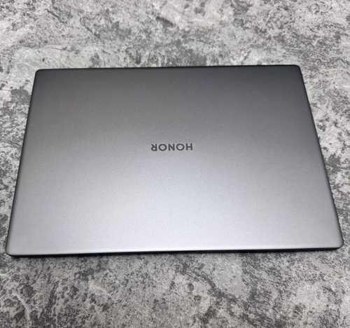 Новый ноутбук Honor MagicBook X 16