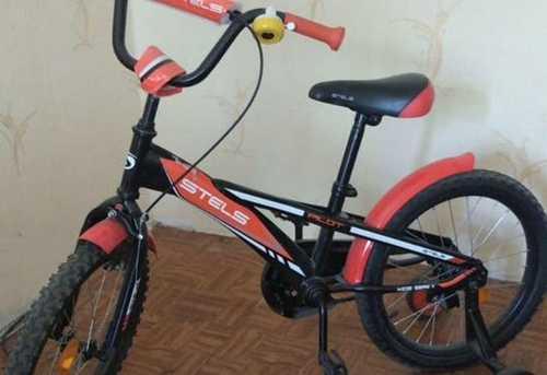 Велосипед детский 18 радиус, 5 - 8 лет