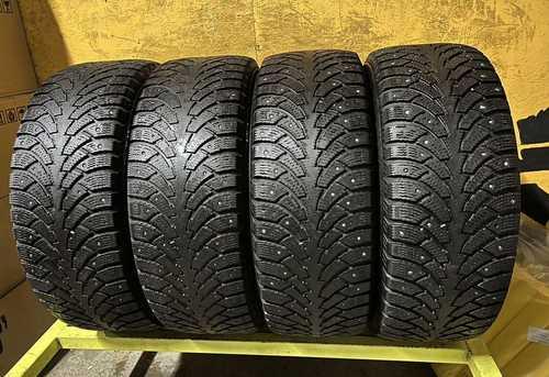 Nokian Tyres Hakkapeliitta 4 235/60 R16