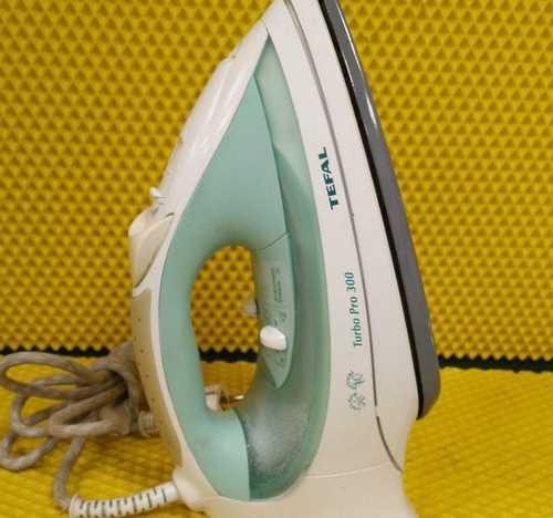 Утюг Tefal Turbo Pro 300