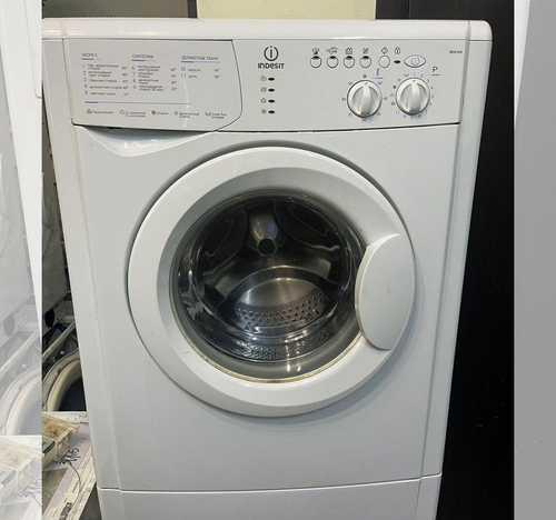 Indesit 5кг 40см