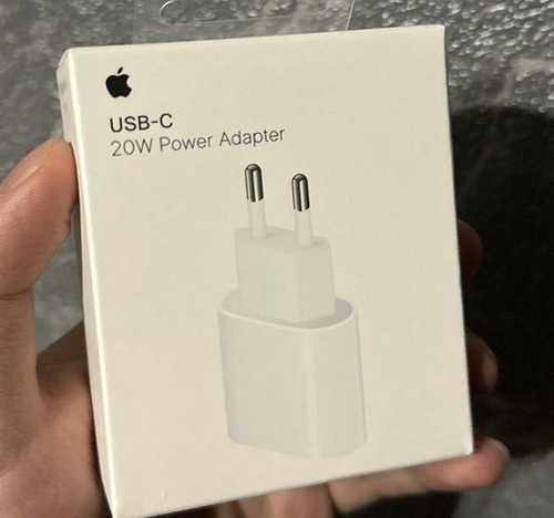 Блок быстрой зарядки 20W Apple