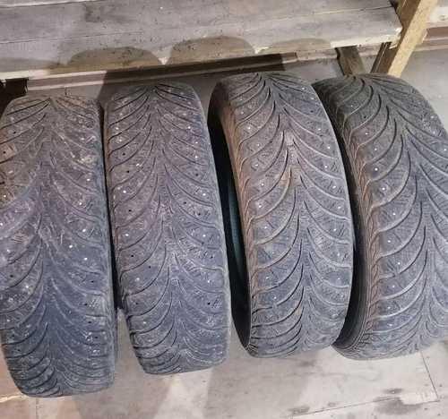 Sava Eskimo Stud 185/65 R15