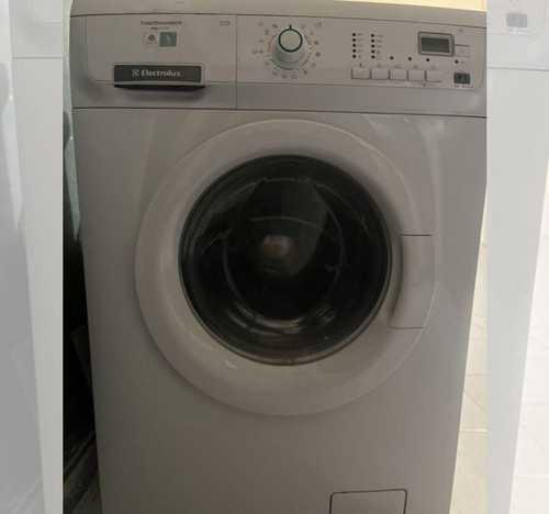 Стиральная машина Electrolux EWS 106410 W