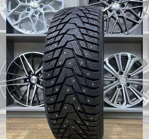 Hankook Winter i'Pike X W429A 255/55 R18 109T