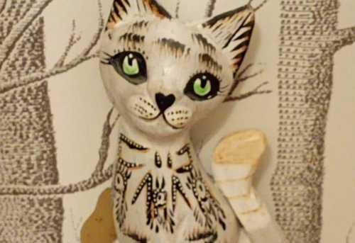 Кошечка деревянная 20 см