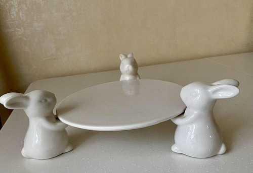 Тортовница керамическая с кроликами