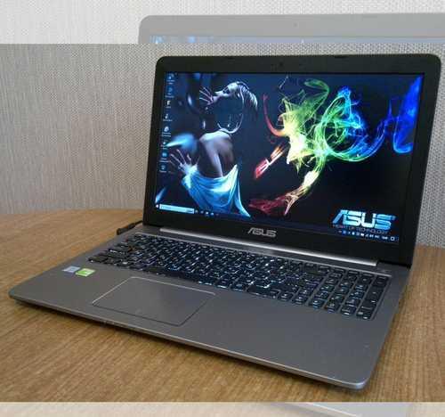 Asus (Core i3-6100U, nVidia 940MX, SSD HDD, 8Gb)