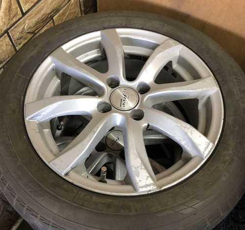 Maxxis Pragmatra MP10 185/60 R15 84H