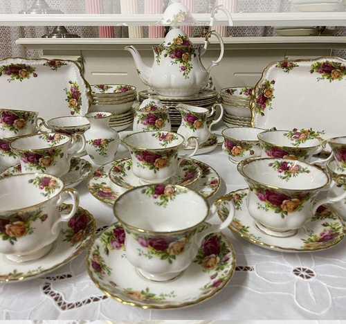 Костяной фарфор Англия Royal Albert