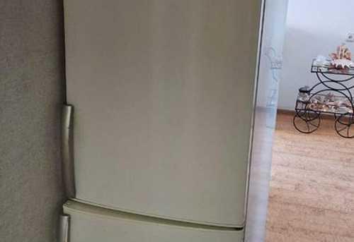 Холодильник LG 922R0042