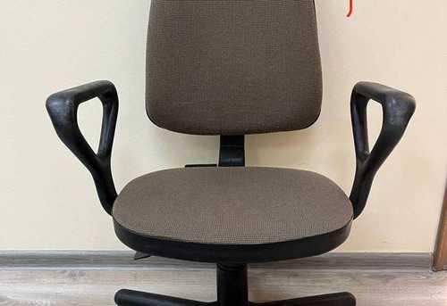 Компьютерное офисное кресло 7 штук