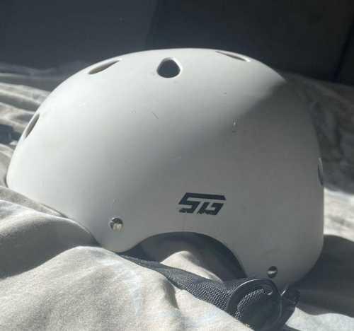 Шлем stg