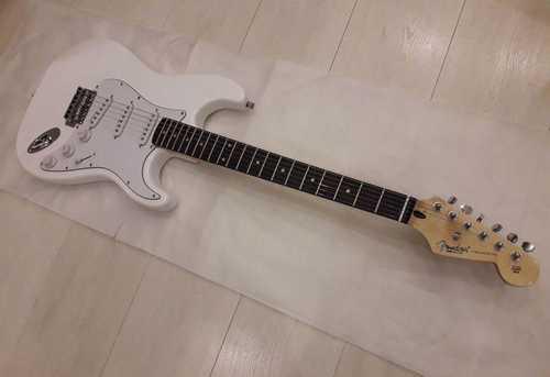 Новая электрогитара Fender Stratocaster White