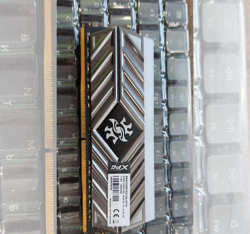 Игровая Оперативная память DDR4 XPG 1x16G