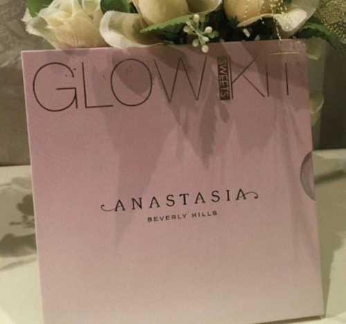 Хайлайтер Anastasia Beverly Hills Clow Kit