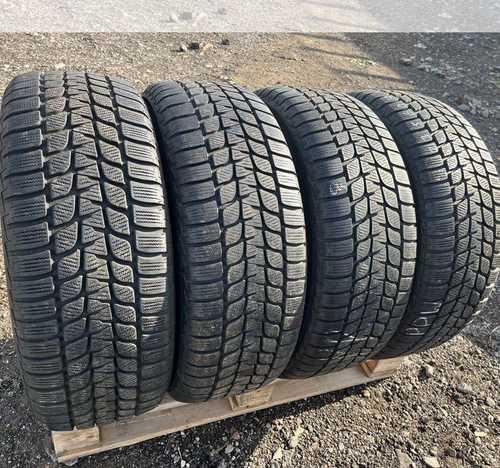 Bridgestone Blizzak LM-25 235/60 R17 H