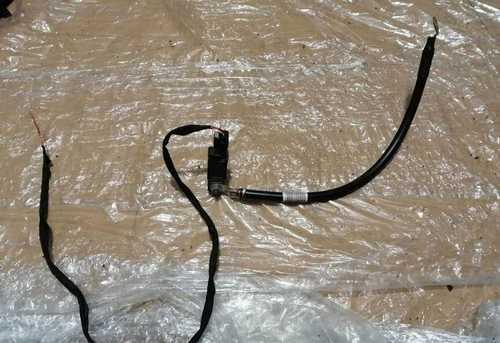 Минусовой кабель (клемма) с датчиком Mercedes-Ben
