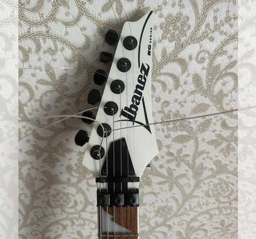 Электронный гитара IbanezRG350DX