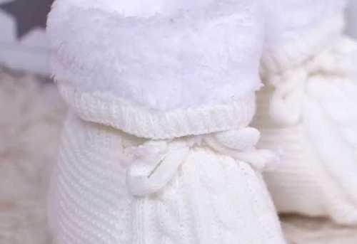 Утеплённые пинетки вязанные для малыша