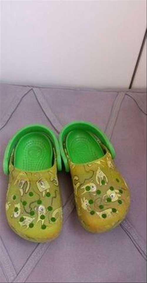 Crocs c6-c7