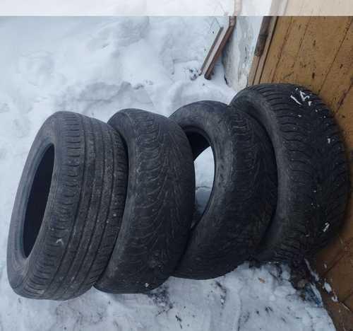 Yokohama Ice Guard Stud IG35 215/65 R16