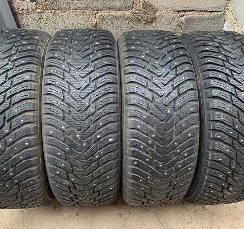 Nokian Tyres Hakkapeliitta 8 SUV 265/65 R17 116T