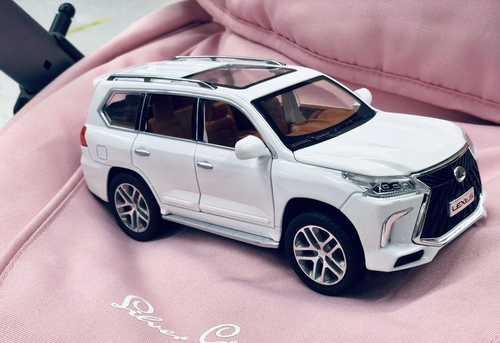 Машинка металическая коллекционная Lexus Lx570