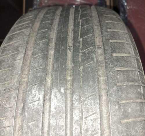 Yokohama BluEarth AE01 205/55 R16