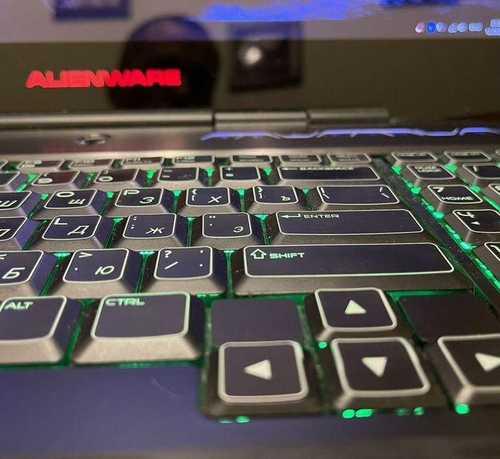 Игровой ноутбук dell Alienware M17