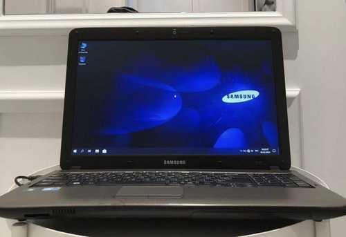 15.6" Samsung R540, 512 ГБ, Core i3-370M, RAM 4 ГБ, Intel HD Graphics