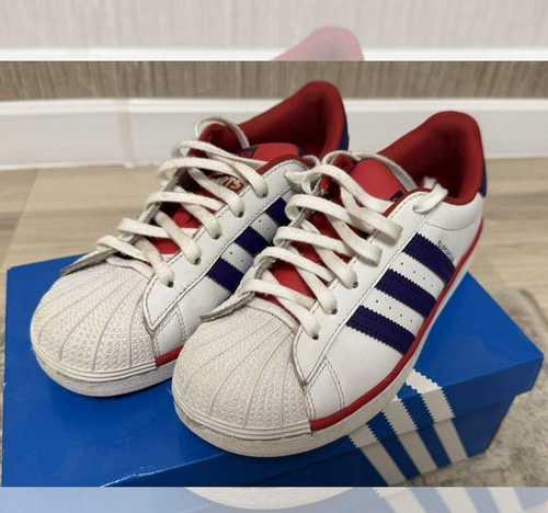 Кроссовки adidas superstar