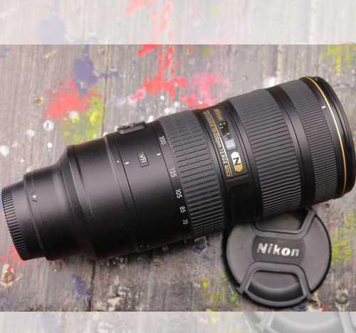 Nikon 70-200mm f/2.8G ED AF-S VR II Zoom-Nikkor s