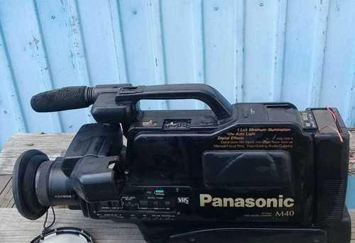 Видеокамера "Panasonic M-40"