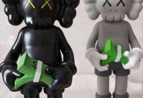 Игрушка kaws money