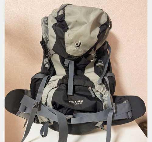 Туристический рюкзак deuter aircontact lite