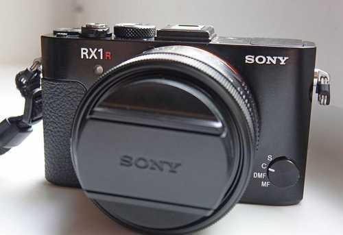 Sony Cyber-shot DSC-RX1R Mark2