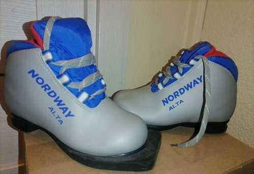 Лыжные ботинки 30 размер Nordway