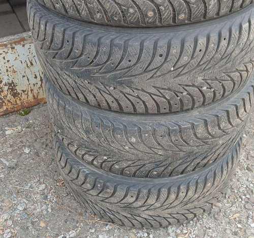 Yokohama 125T 215/55 R17