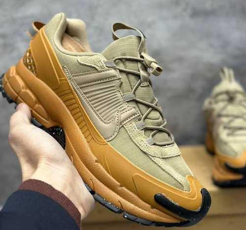 Кроссовки Nike Air Zoom Vomero 5