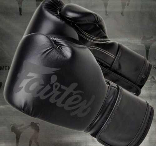 Боксёрские перчатки Fairtex BGV14 Solid Black