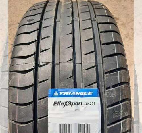 Triangle EffeXSport TH202 215/55 R17 98Y